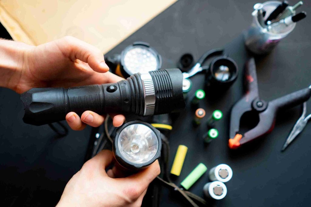 Best Tactical Flashlights for Your Emergency Kit - Survival Reflex